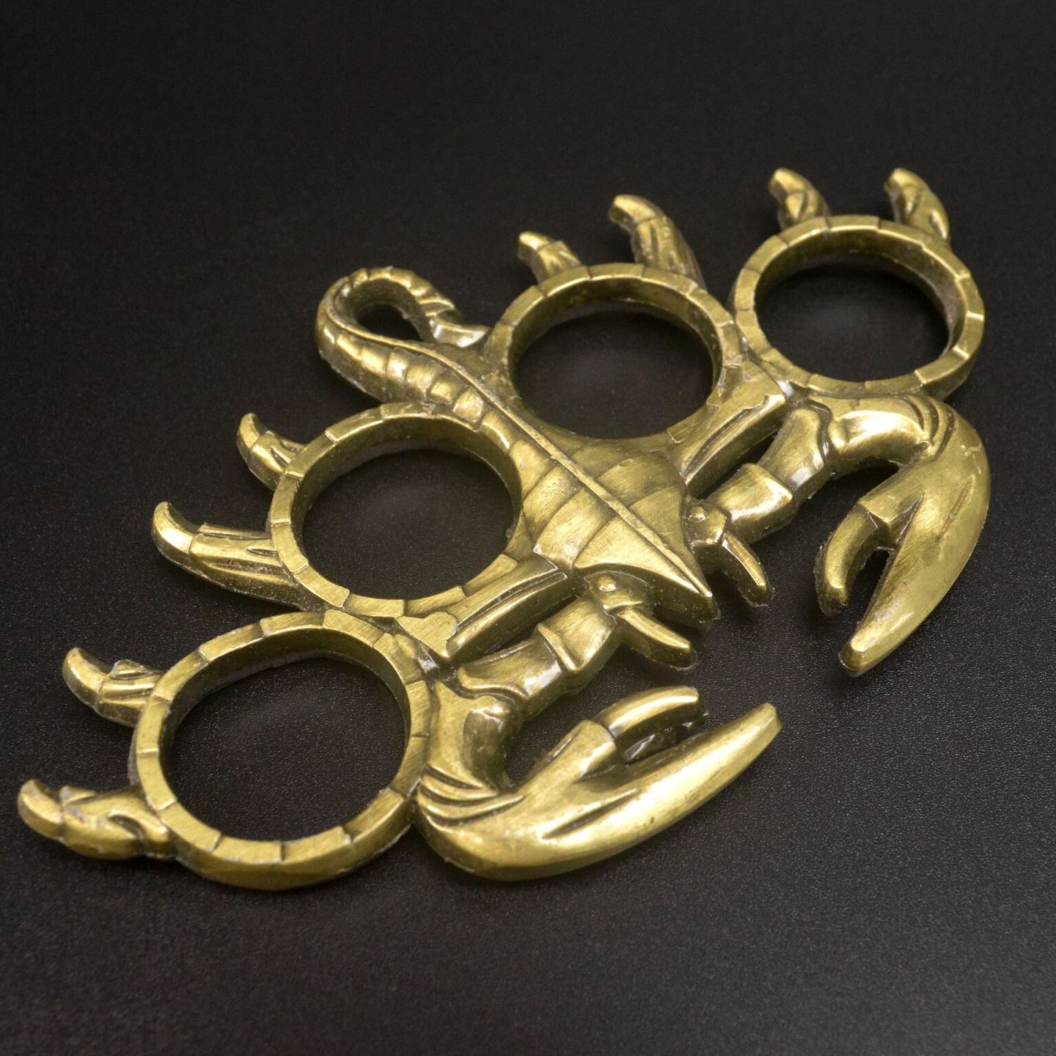 Buy KNUCKLE DUSTERS UK | Free Shipping, 10–15 Days Delivery – Balisongs.uk